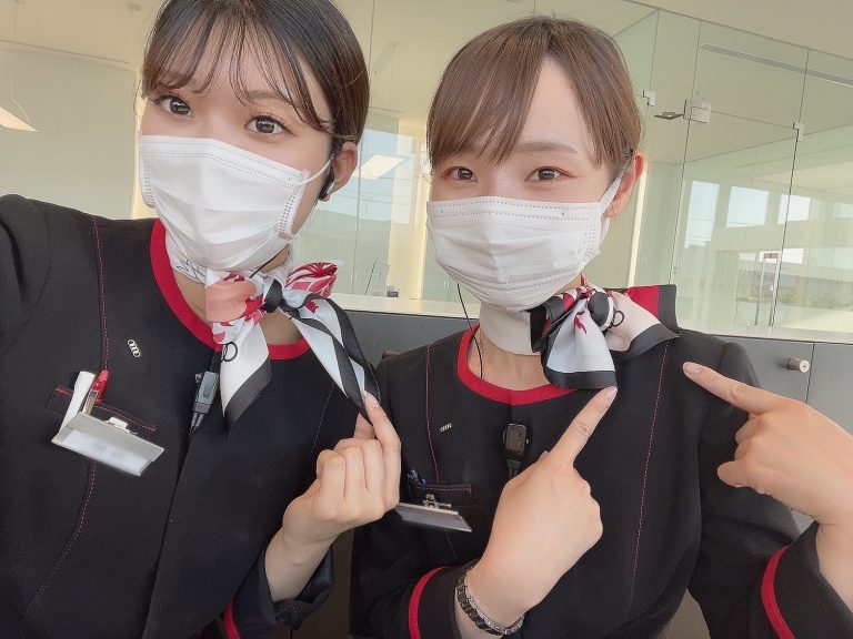 CAのスカーフが変わりました ♡ スタッフブログ｜Audi 鳥取